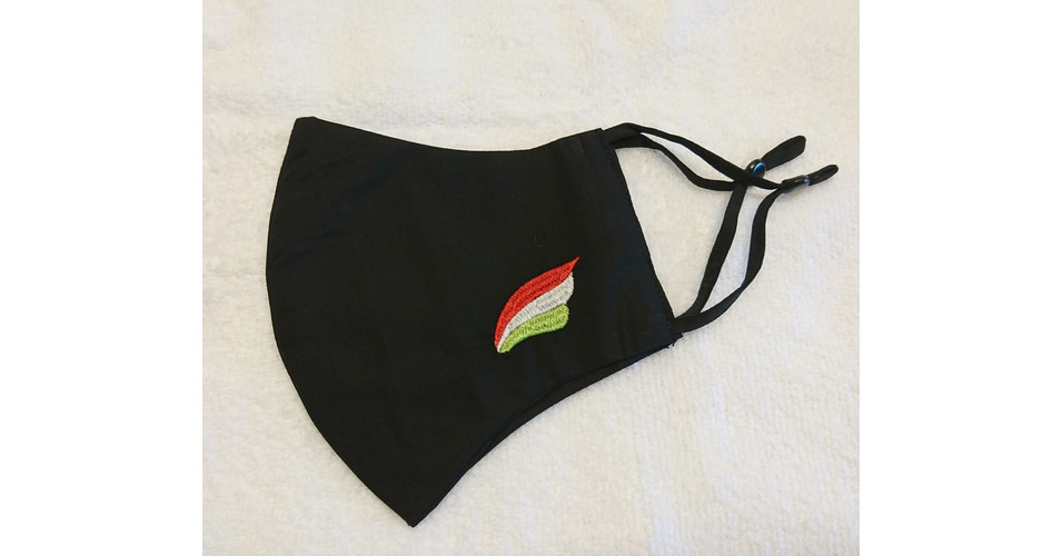 Hímzett maszk /MAGYAR - Maszkok